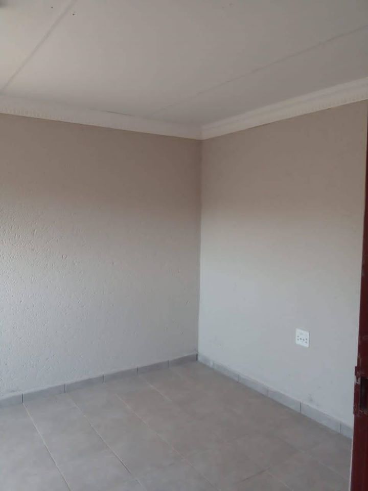 Rooms Available At Seshego Zone 5 Backyard Rentals Rooms Available At Seshego Zone 5 Backyard Rentals